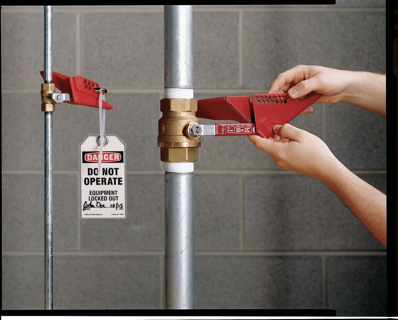 How to Use a Ball Valve Lockout Device