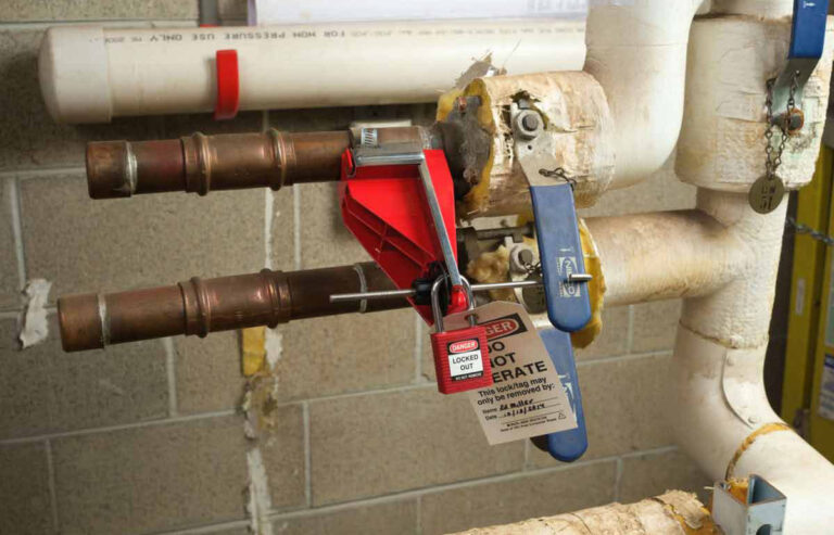 Locking Ball Valves: Guide to Industrial Safety and Leak Prevention