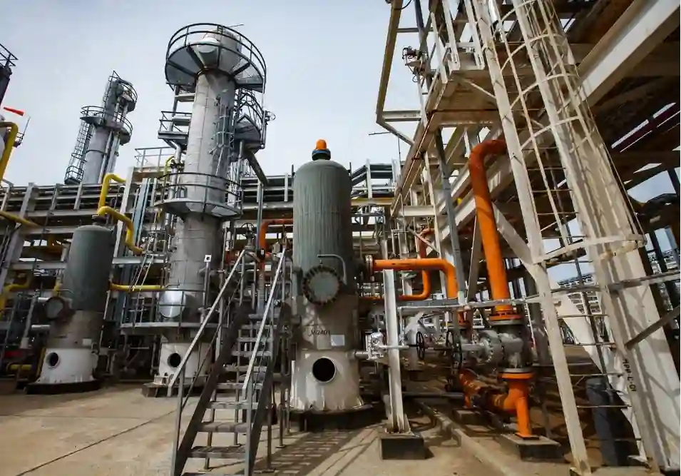 Refinery Equipment Guide: Everything You Need to Know